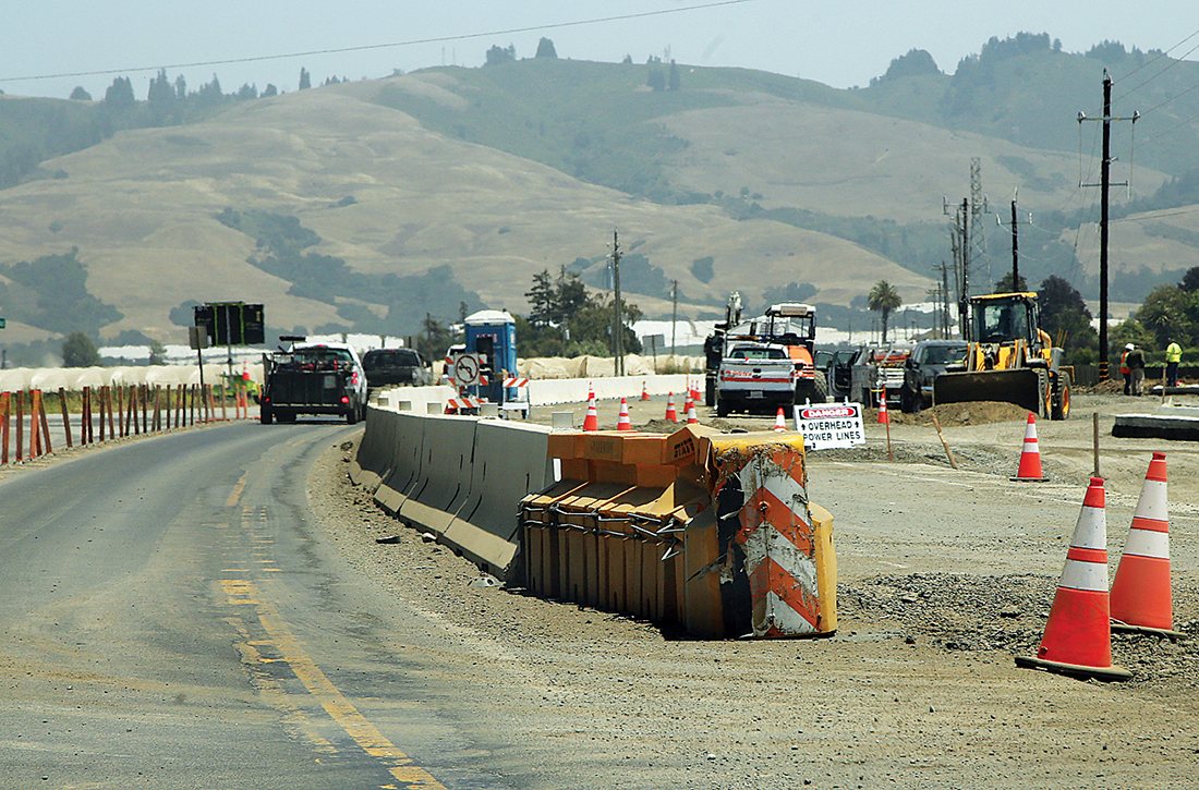 Work on Riverside-Lakeview roundabout continues | The Pajaronian