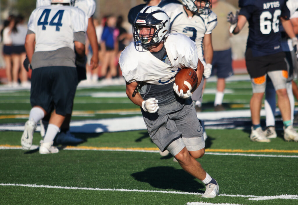 Mariners’ football team ambitious for league supremacy | The Pajaronian ...