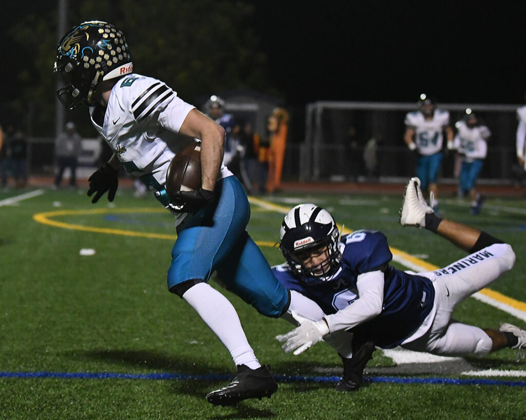 Mariners cruise past Christopher, advances to D-II semifinals | CCS ...