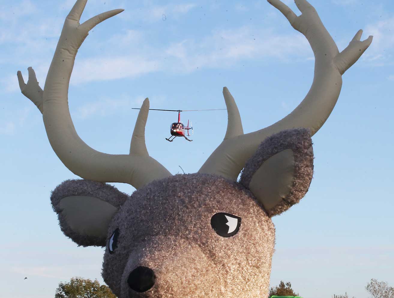 PHOTOS: Santa Claus lands in Watsonville | The Pajaronian