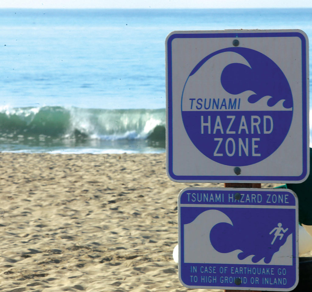 Tsunami warning issued after Russian earthquake | The Pajaronian ...